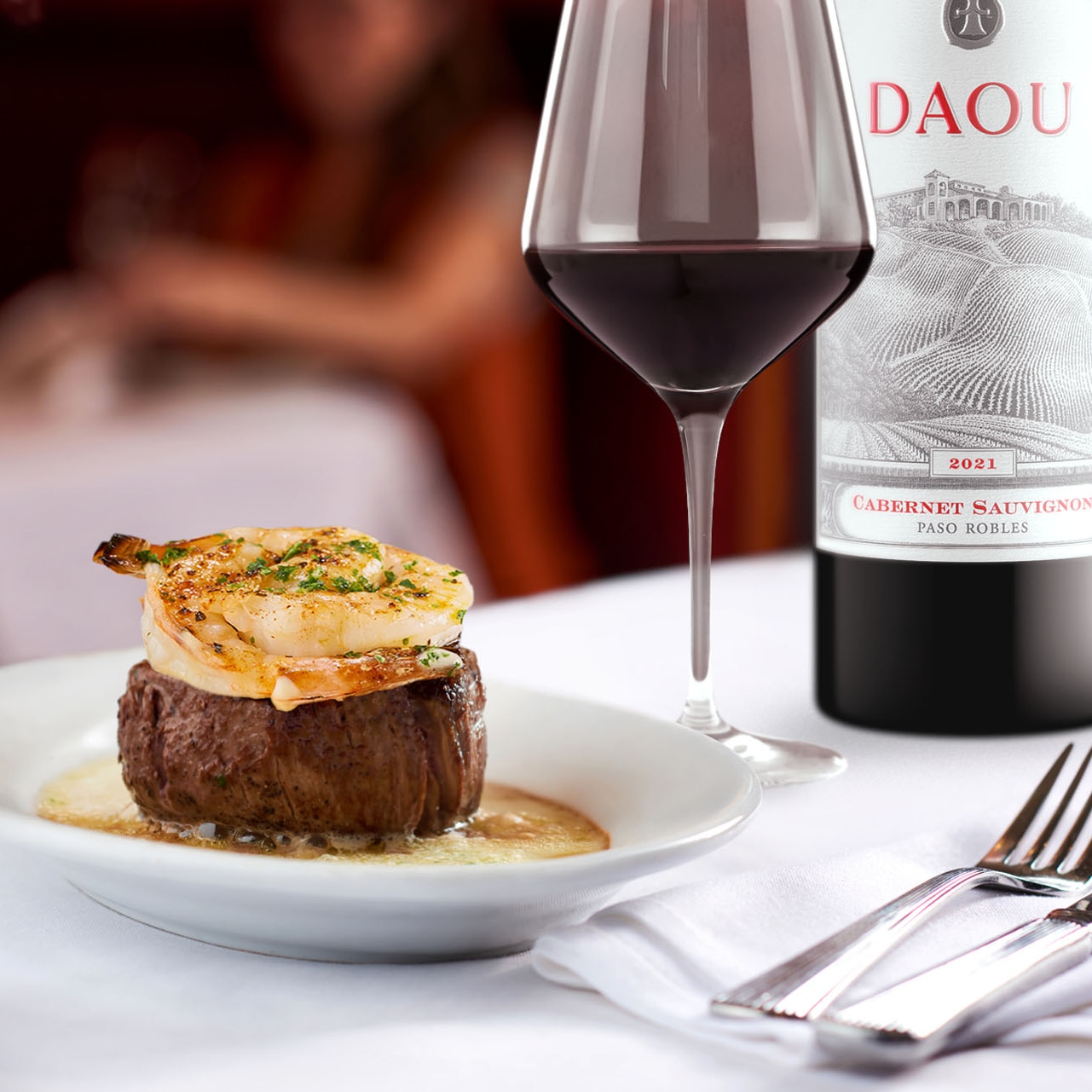 The Bar | Ruth's Chris Steak House